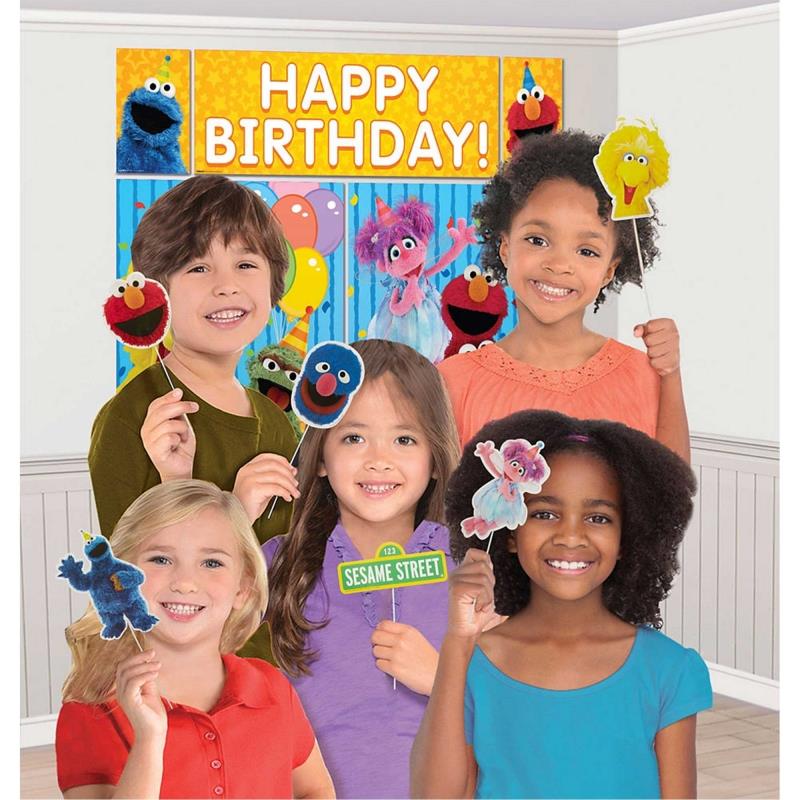 Sesame Street Happy Birthday Scene Setter & Photo Prop Kit - Discount ...